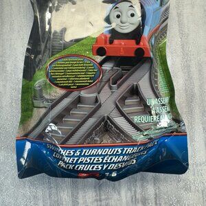 Fisher-Price | Toys | Thomas Trackmaster Switches Turnouts 7537 Curved ...